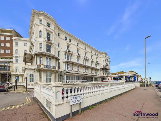 Apartment at Harold Place, St Leonards