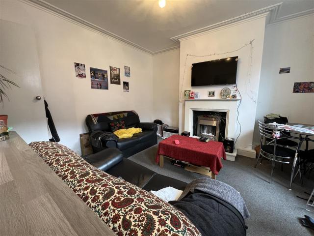 Apartment at Harold View, Leeds