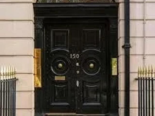 Apartment at Harley Street, City of Westminster