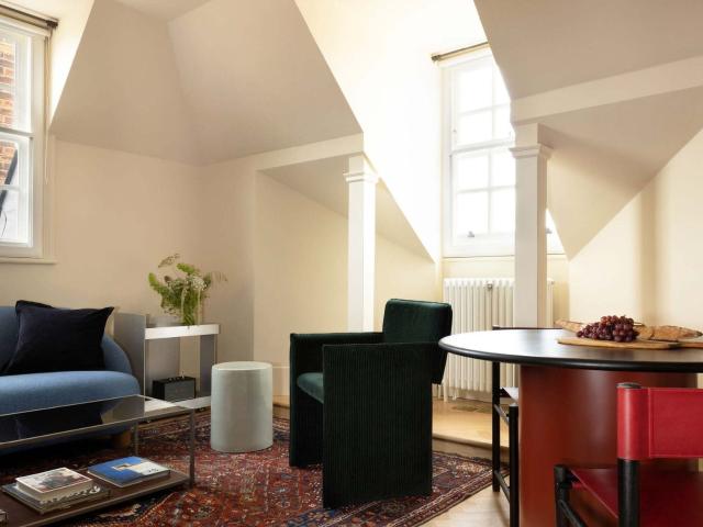 Apartment at Harley Street, London