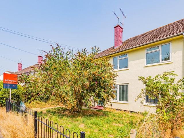 Apartment at Harmer Close, Bristol