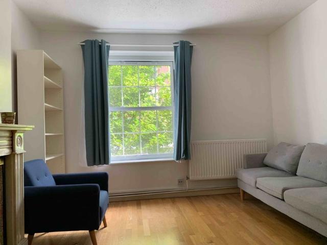Apartment at Harper Road, Greater London