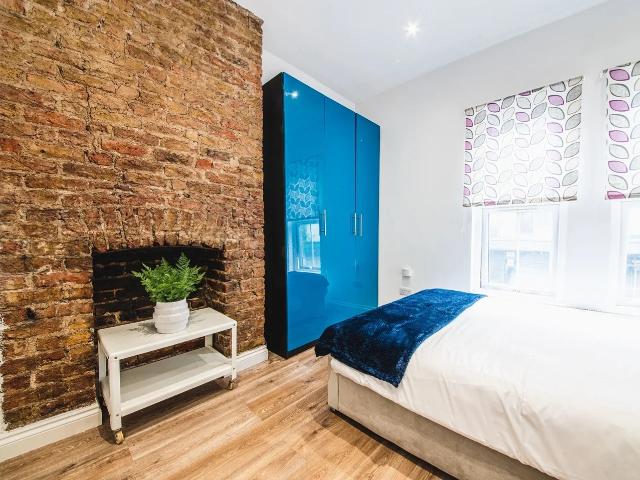 Apartment at Harrow Road, City of Westminster
