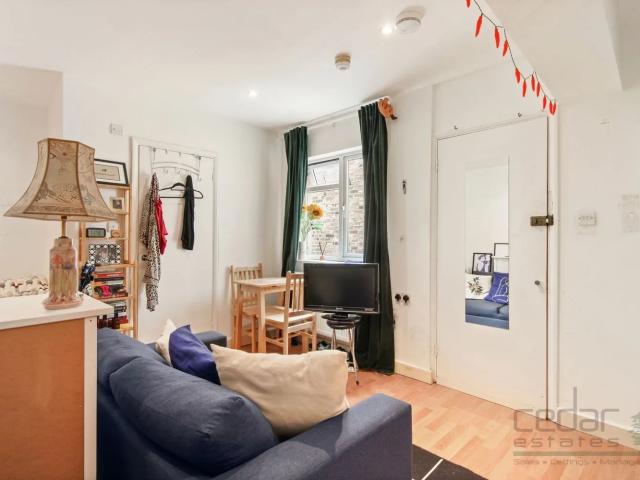 Apartment at Harrow Road, City of Westminster