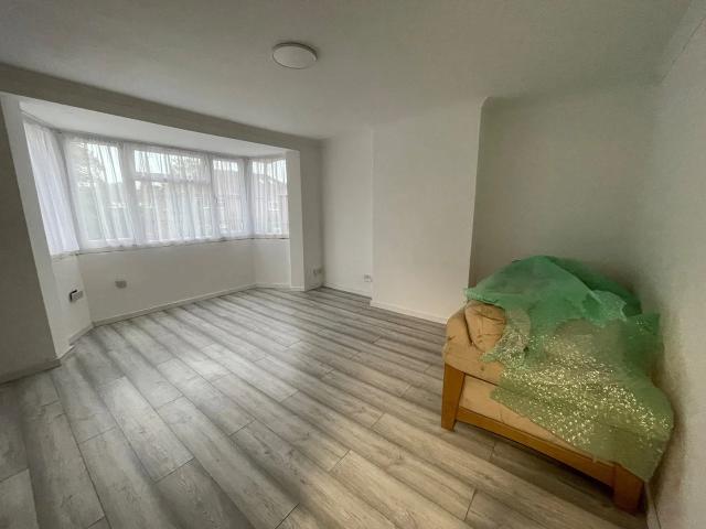 Apartment at Harrow Road, Greater London