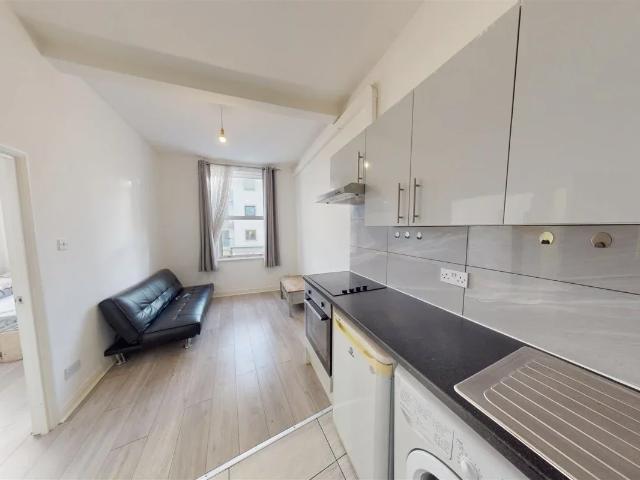 Apartment at Harrow Road, Greater London