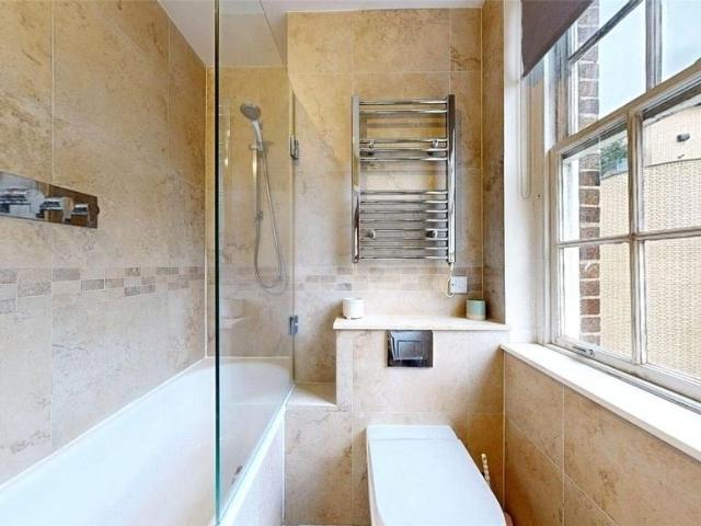 Apartment at Harrowby Street, City of Westminster