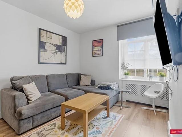 Apartment at Harrowby Street, City of Westminster