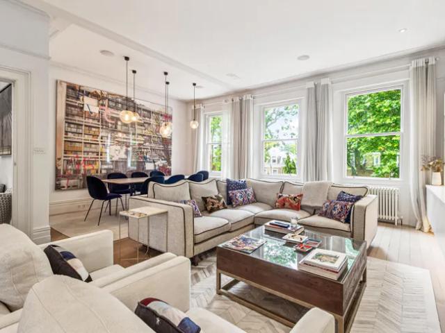 Apartment at Harrington Gardens, Greater London
