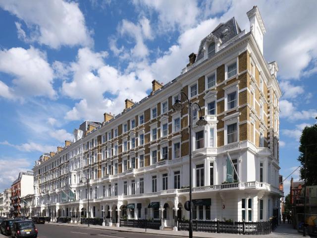 Apartment at Harrington Gardens, Greater London