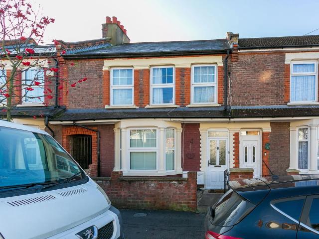Apartment at Harwoods Road, Watford