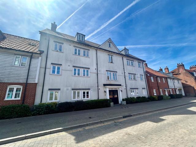 Apartment at Hart Street, Brentwood