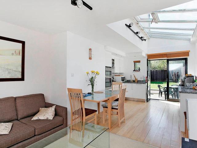 Apartment at Hartfield Crescent, Greater London