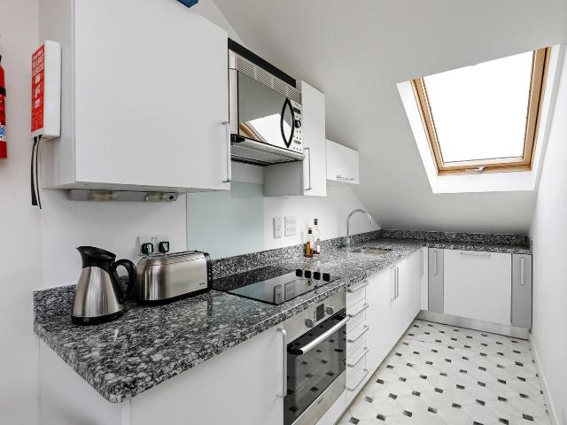 Apartment at Hartfield Crescent, Greater London
