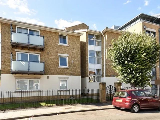 Apartment at Hartfield Road, Greater London