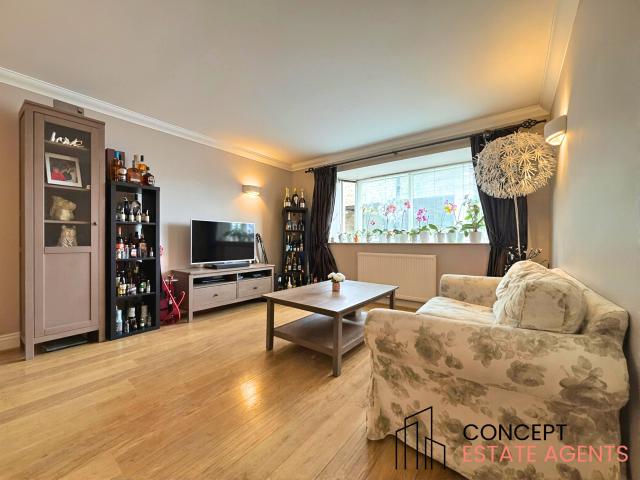 Apartment at Hartfield Road, Greater London