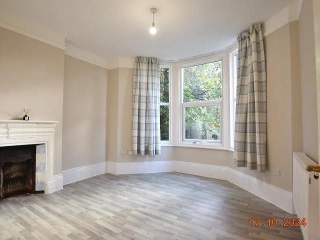 Apartment at Harthill Drive, Luton