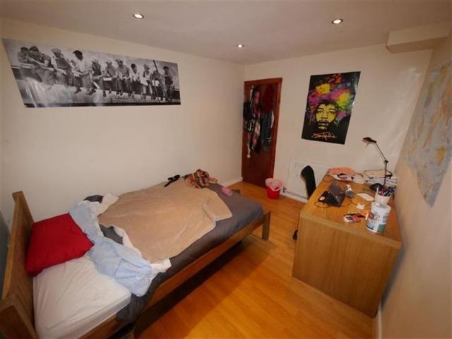 Apartment at Hartley Avenue, Leeds