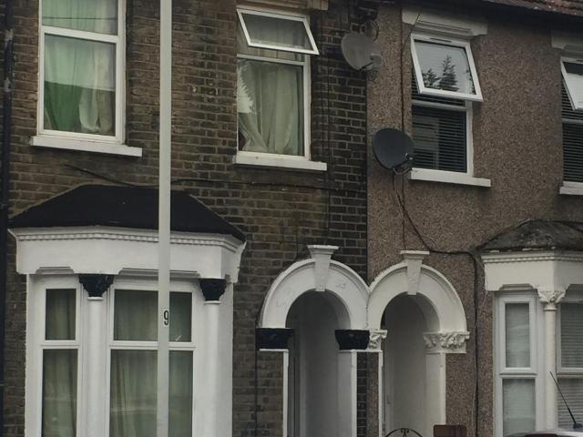 Apartment at Hartsworth Close, Greater London