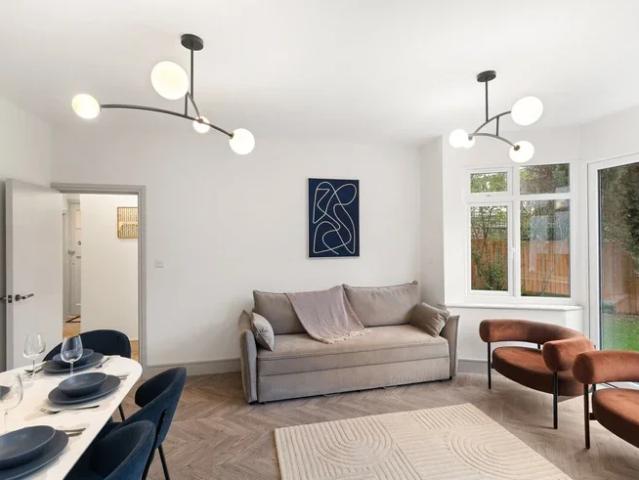 Apartment at Haslemere Avenue, Greater London