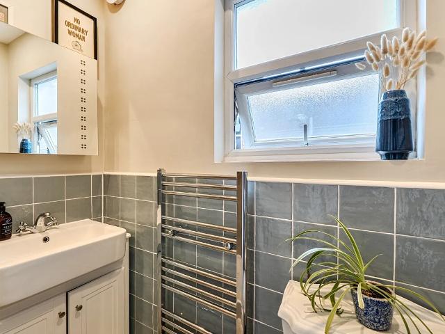Apartment at Hewitt Road, Greater London