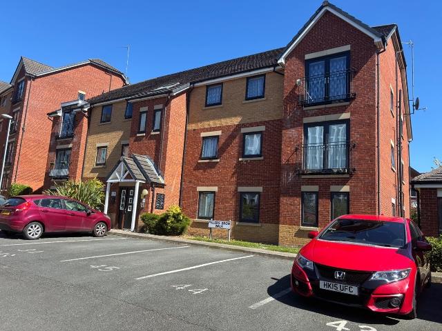 Apartment at Hexagon Close, Manchester