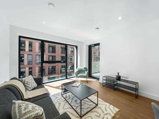 Apartment at Heygate Street, Greater London