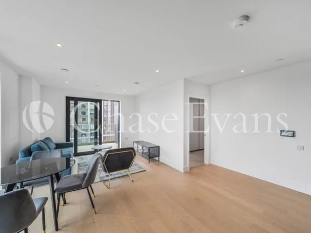 Apartment at Heygate Street, Greater London