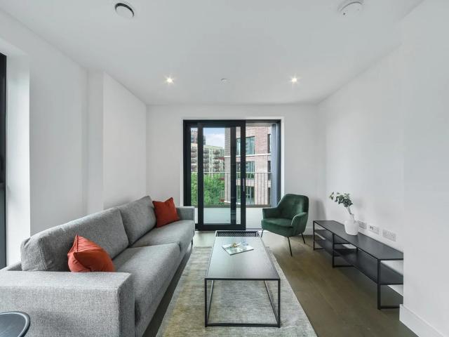 Apartment at Heygate Street, Greater London
