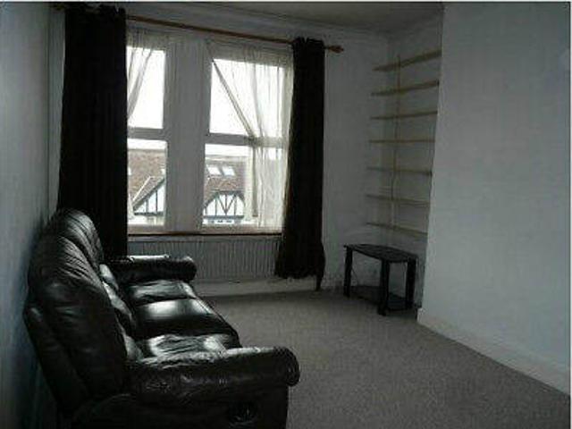 Apartment at Heyford Avenue, Greater London