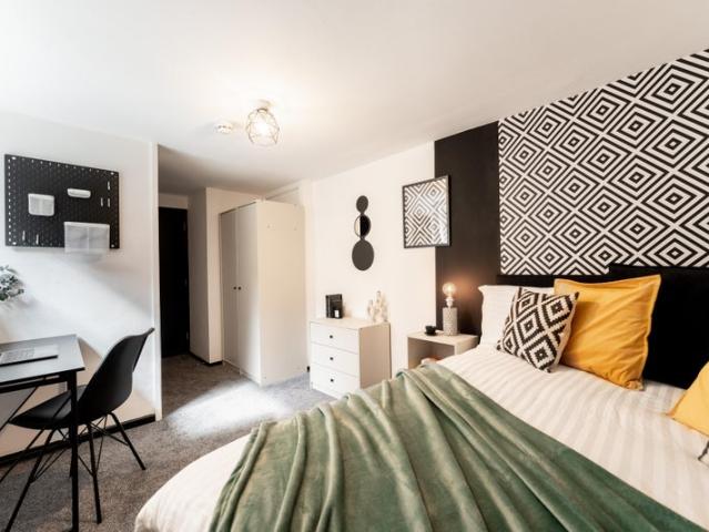 Apartment at Headingley Avenue, Leeds