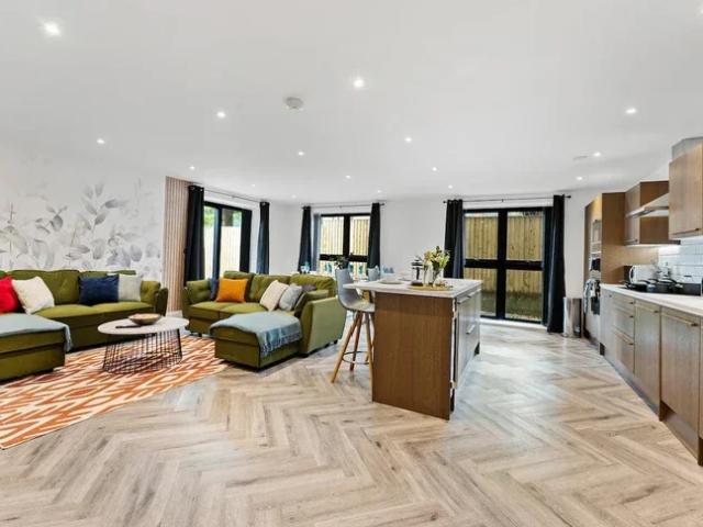 Apartment at Headingley Lane, Leeds