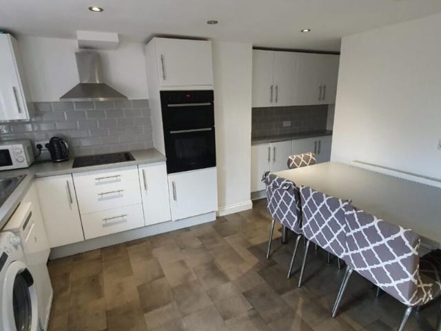 Apartment at Headingley Mount, Leeds