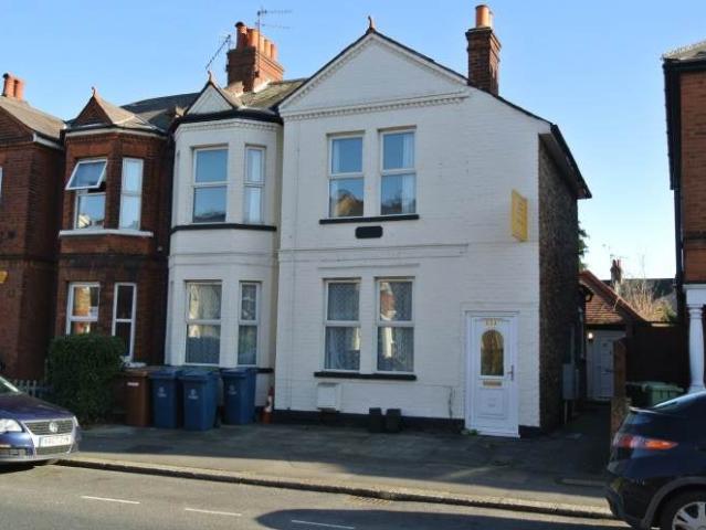 Apartment at Headstone Road, Greater London