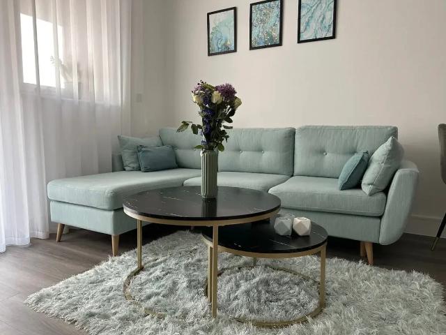 Apartment at Healum Avenue, Greater London