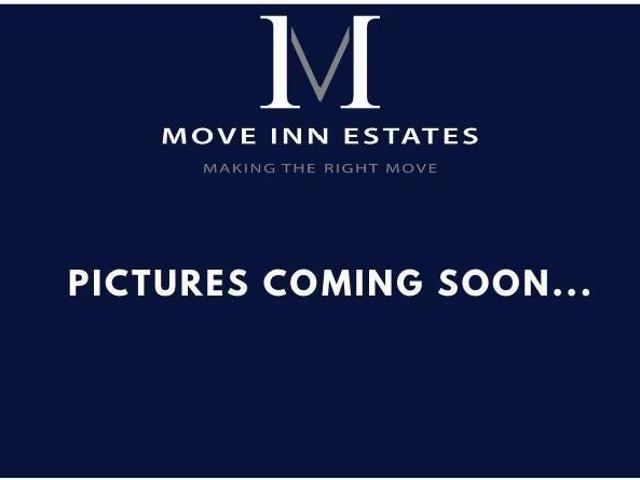 Apartment at Healum Avenue, Greater London
