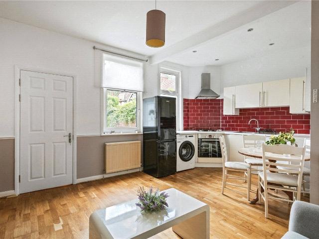 Apartment at Heaton Road, Greater London