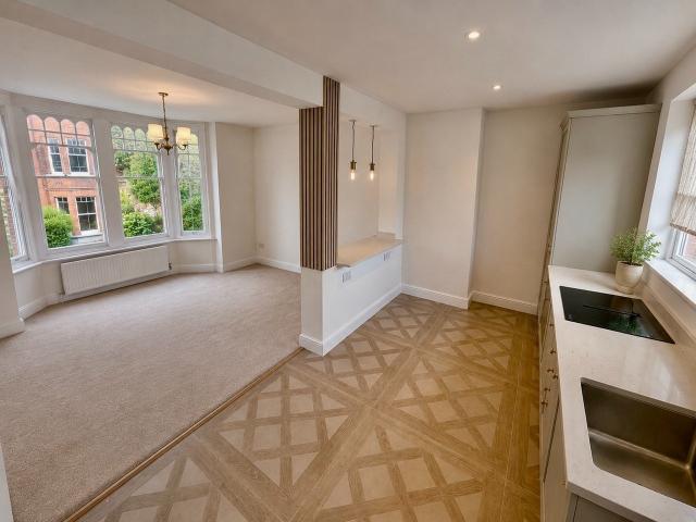 Apartment at Heath Hurst Road, Greater London