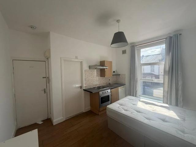 Apartment at Heath Road, Greater London