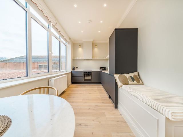 Apartment at Heath Road, Greater London