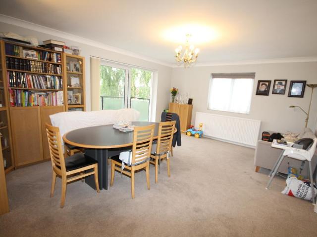 apartment at Heather Walk, Edgware, HA8 9UJ