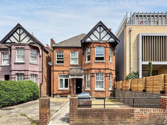Apartment at Heathfield Park, Greater London
