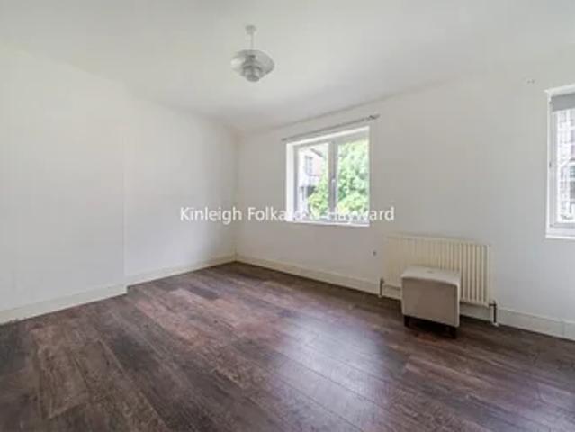 Apartment at Heathstan Road, Greater London