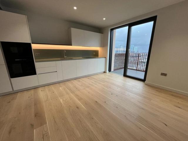 Apartment at Hedge Lane, London
