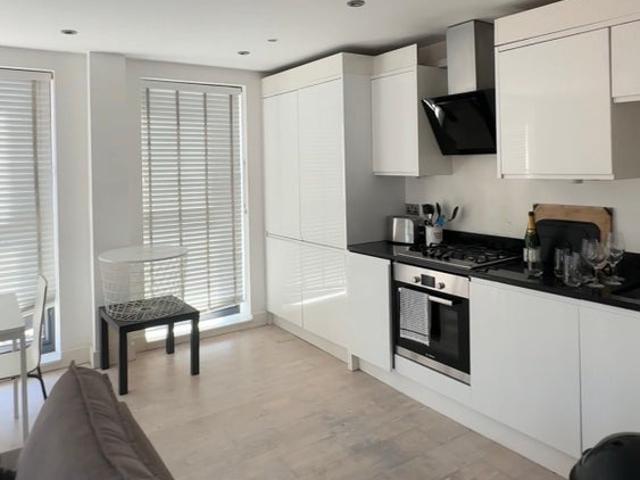 Apartment at Hemans Street, Greater London