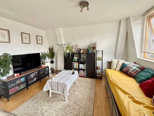 Apartment at Hendre Road, Greater London