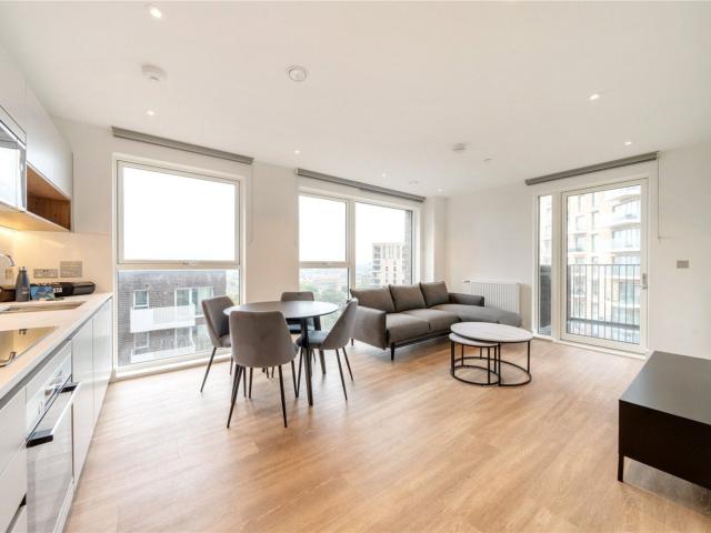 Apartment at Henley Cross, Greater London
