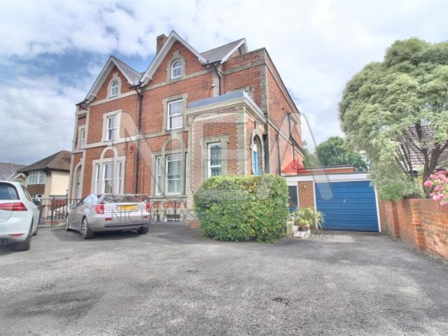 apartment at Henley Road, Caversham, Reading