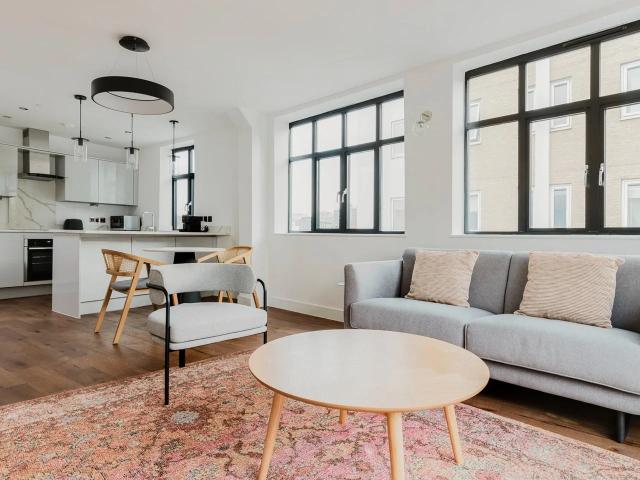 Apartment at Henriques Street, Greater London