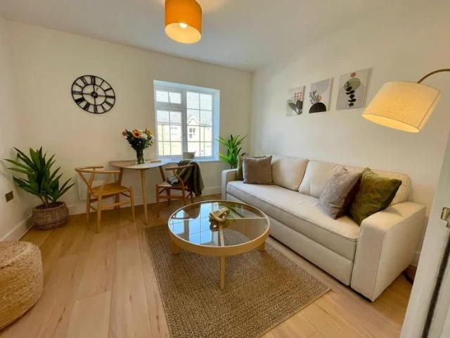Apartment at Henry Court, Canterbury